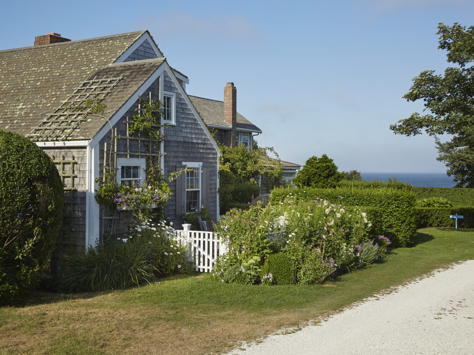 The Stunning Interiors of Peter Dunham - Design Chic