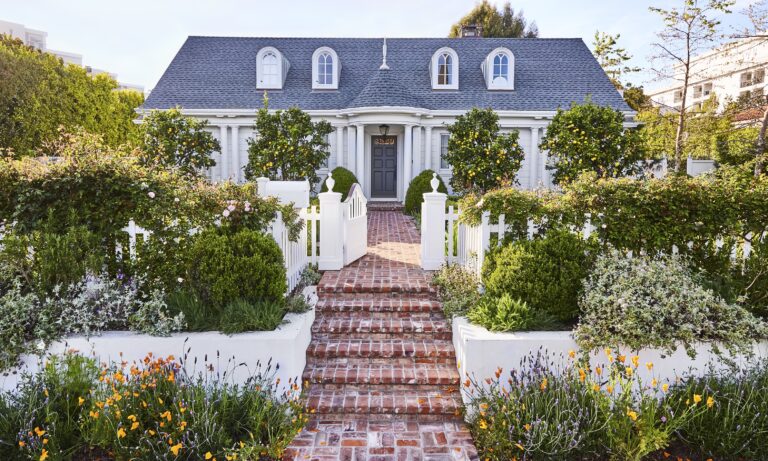 The Stunning Interiors of Peter Dunham - Design Chic