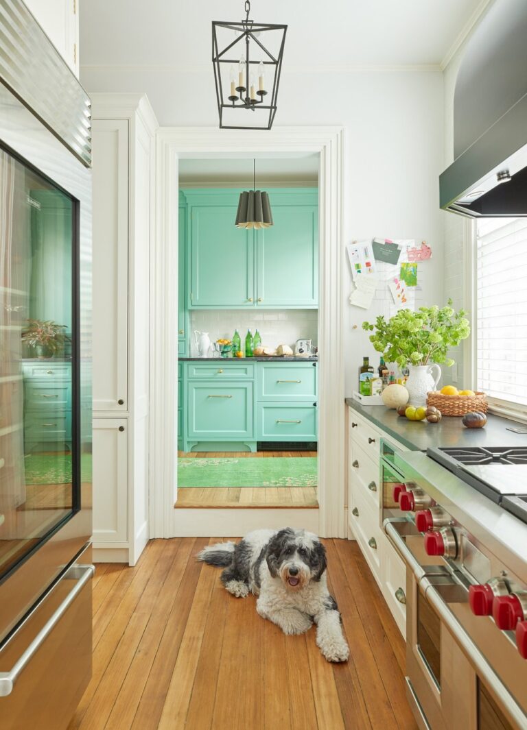 Inside This Colorful Home Design to Brighten Your Day - Design Chic